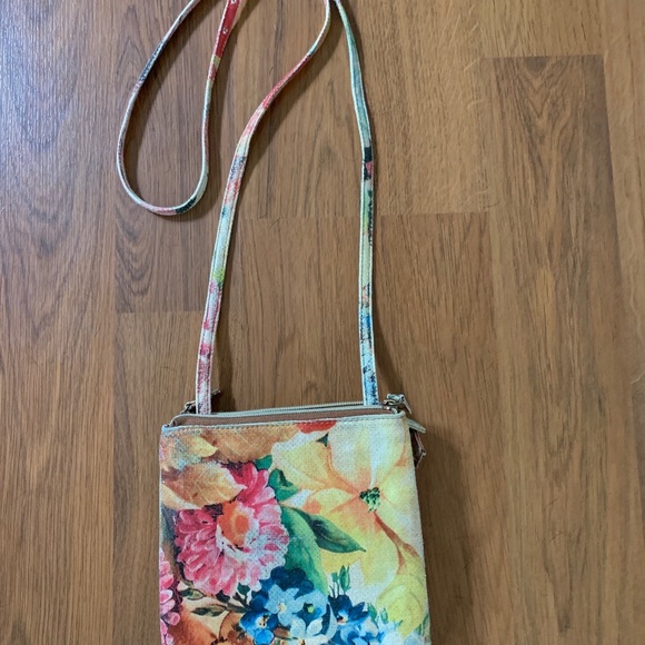 stella and max | Bags | Stella Max Floral Crossbody Wallet Shoulder Bag ...
